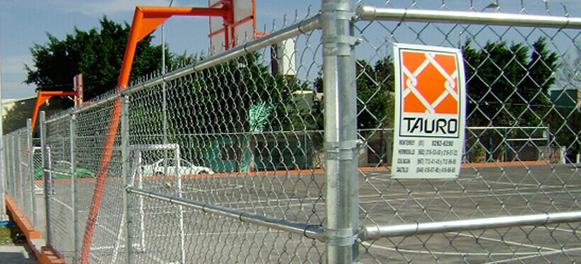 Cerca de Malla Ciclonica de alambre de acero galvanizado o con pvc